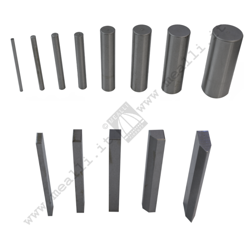 Grooved steel cube with equipment